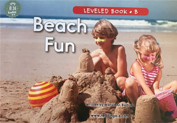 绘本故事《Beach Fun-RAZ Leveled Book B36》- 适合 5-7岁 – 布克船长